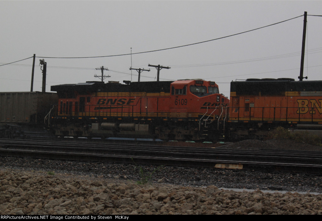BNSF 6109